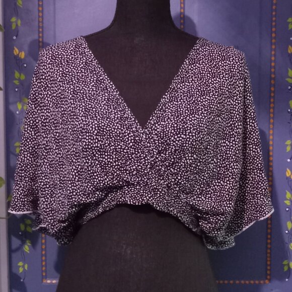 New Mode Usa | Tops | Pretty Crop Top | Poshmark